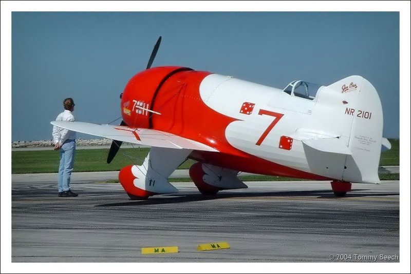 City urged to keep vintage aircraft YYC - Mosquito
